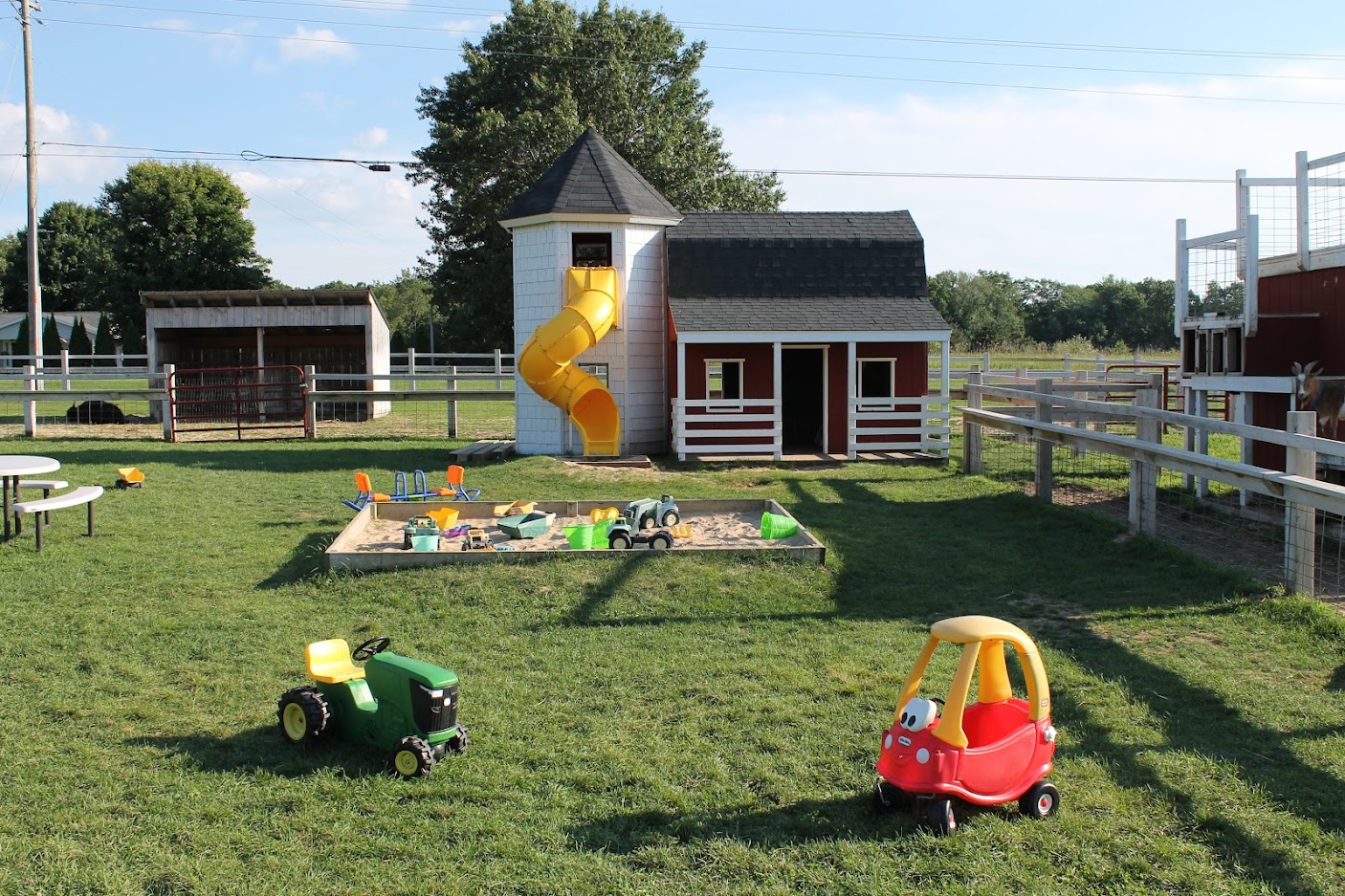 Kids Play Area – Farmers market